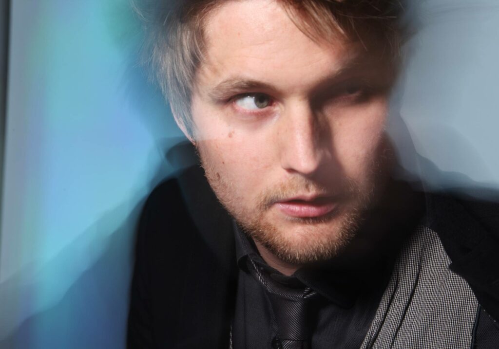 Paranoid Schizophrenia: Symptoms, Diagnosis and Treatment