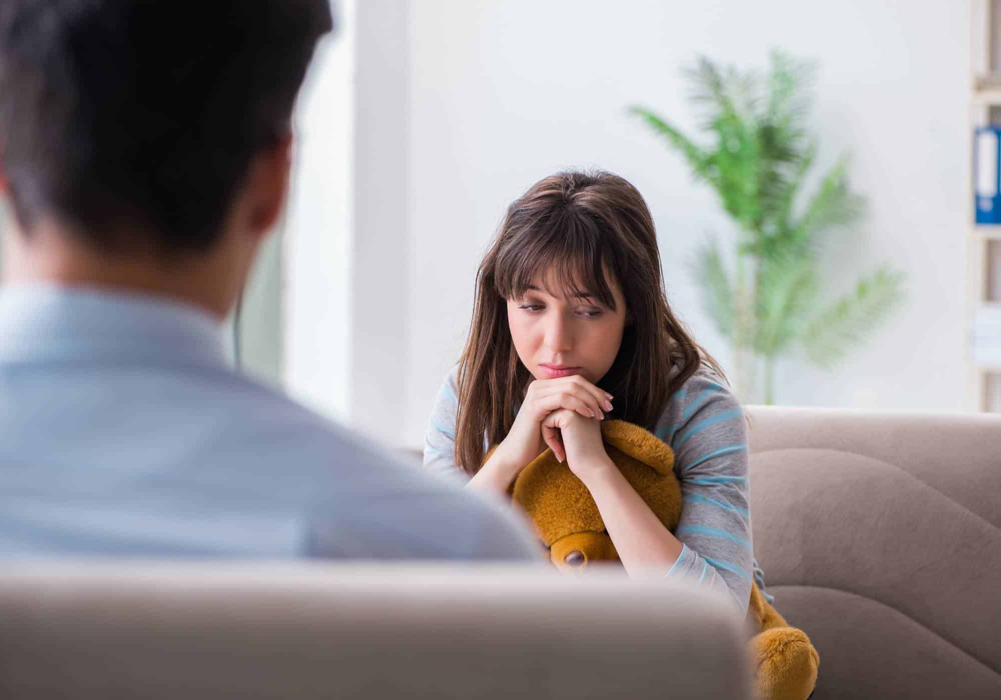 What Is BPD Splitting? Symptoms, Causes & Treatment